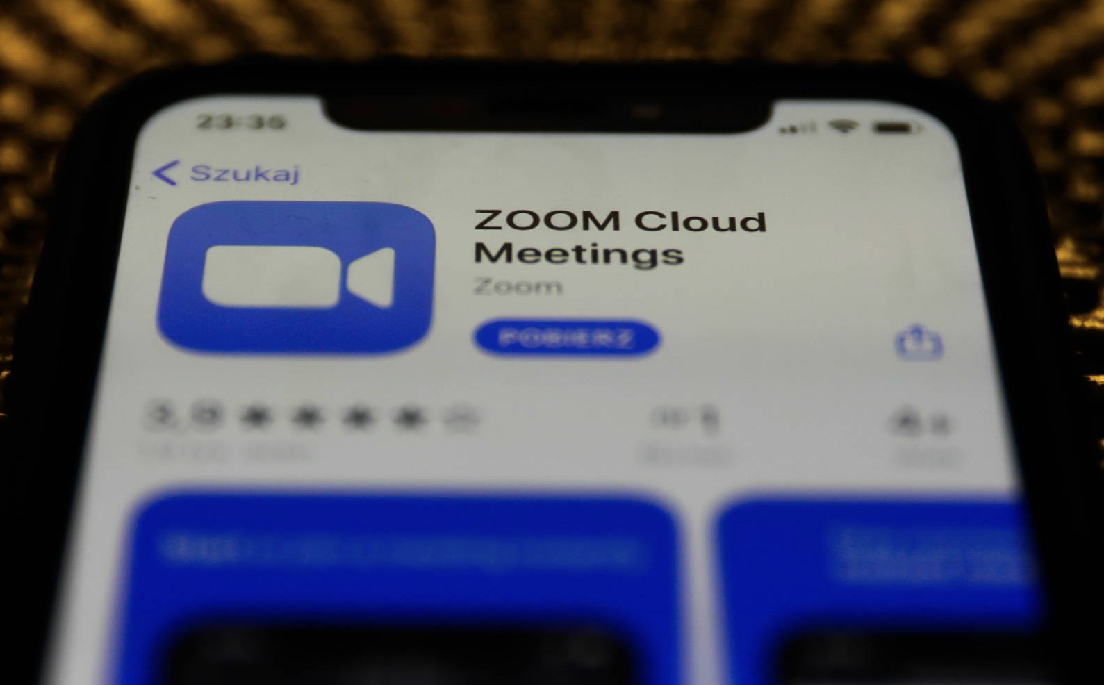 Zoom Video, la estrella del Nasdaq, se desploma en Bolsa por los ...